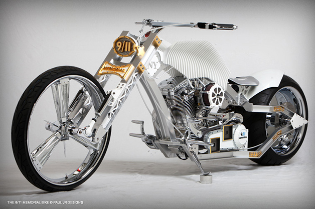 Designando: Conheça o trabalho do designer de motos mais famoso do mundo.