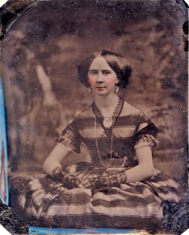 30 Fabulous Photos Show Fashion Styles of Victorian Girls in the Mid ...
