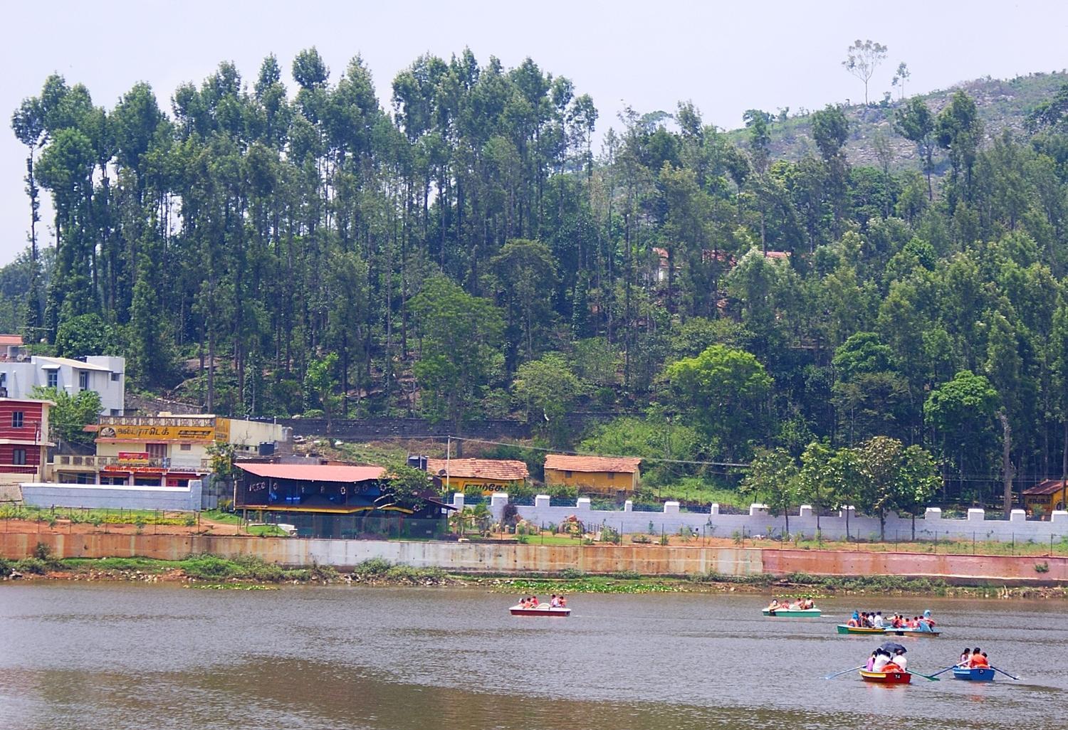 Tamilnadu Tourism: Yercaud Lake (Emerald Lake), Yercaud