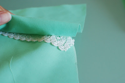 Simply Pinspirational: Sew Your Own Sash Tutorial