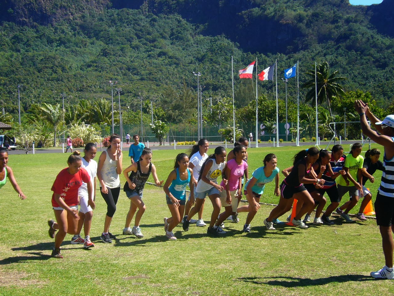 Nouvelles de Bora Bora: Cross du collège de Bora 2013