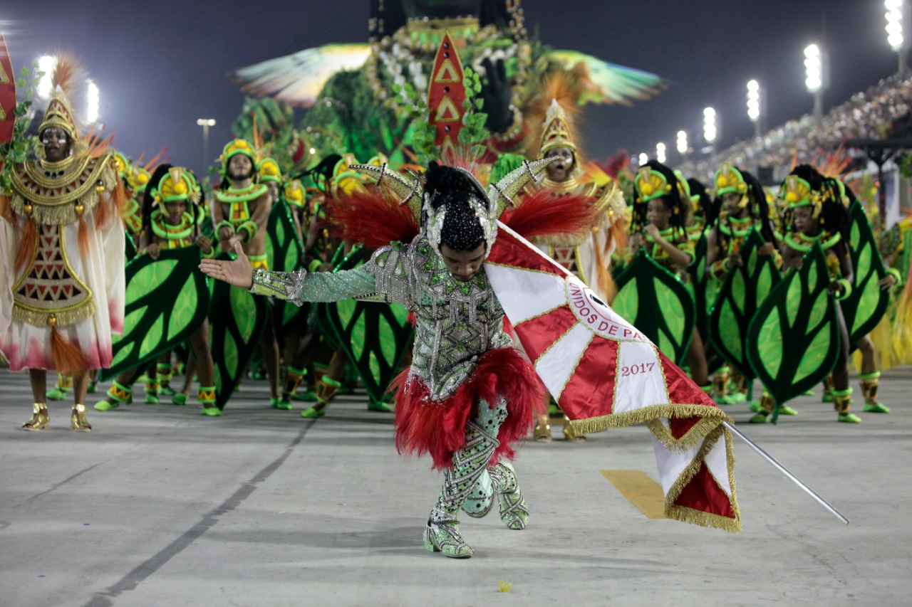 #SÉRIEDÉCADA: as imagens mais marcantes do carnaval carioca na década ...