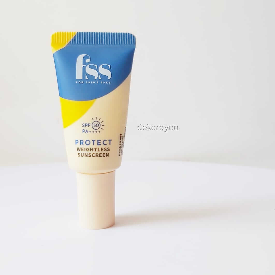 Review FSS Weightless Sunscreen SPF 50 PA ++++ With Niacinamide and ...
