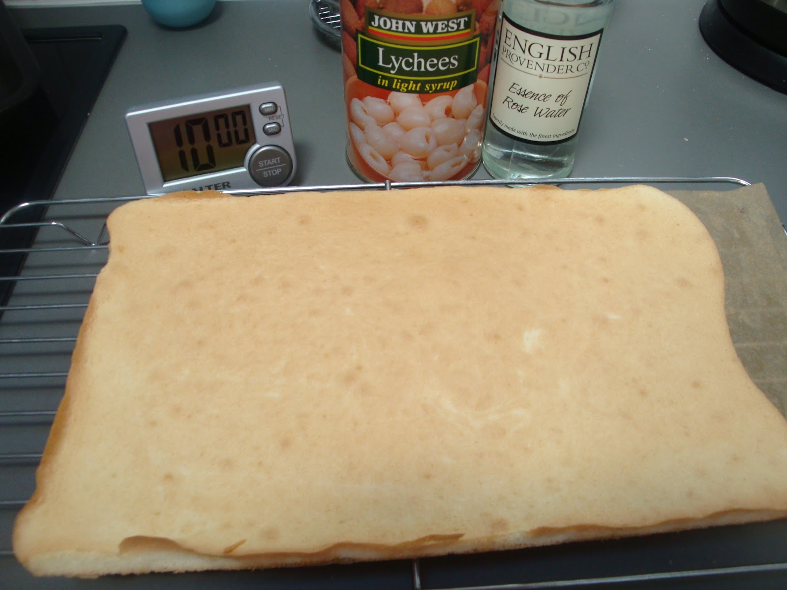 lauralovescakes...: Lychee, Rose & Raspberry Mousse Cake