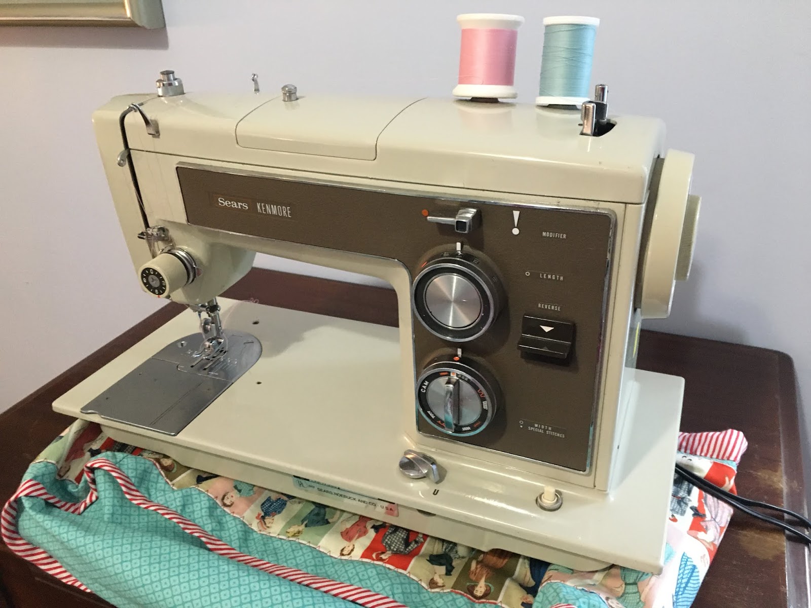 Reclaimed Stitches: Kenmore 158.1730 (No, It's Not a Singer This Time!)