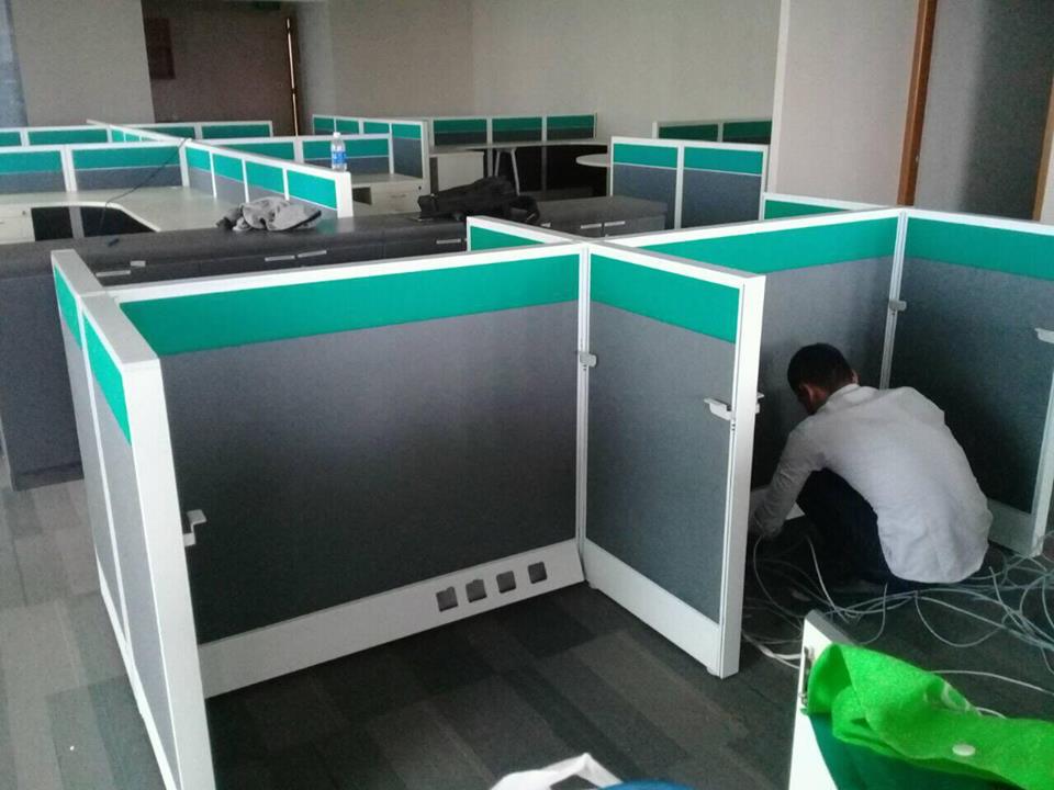 PARTISI/WORKSTATION/CUBICLE KANTOR: WORKSTATION KANTOR MURAH
