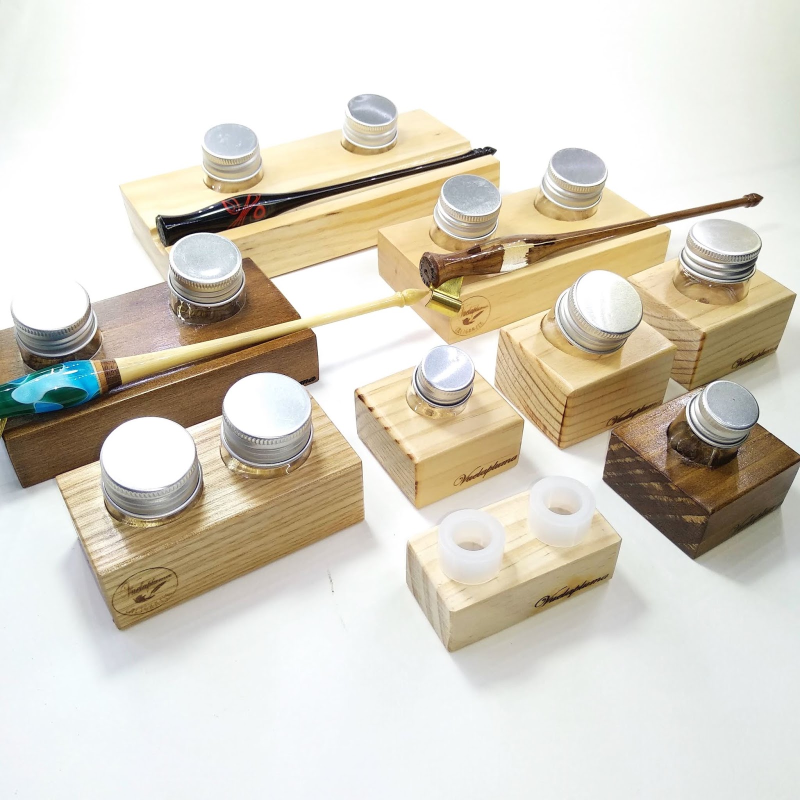 Vuelapluma Caligrafía: Tinteros