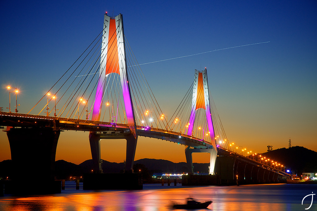 Alam Mengembang Jadi Guru: Beautiful Bridges Around the World I