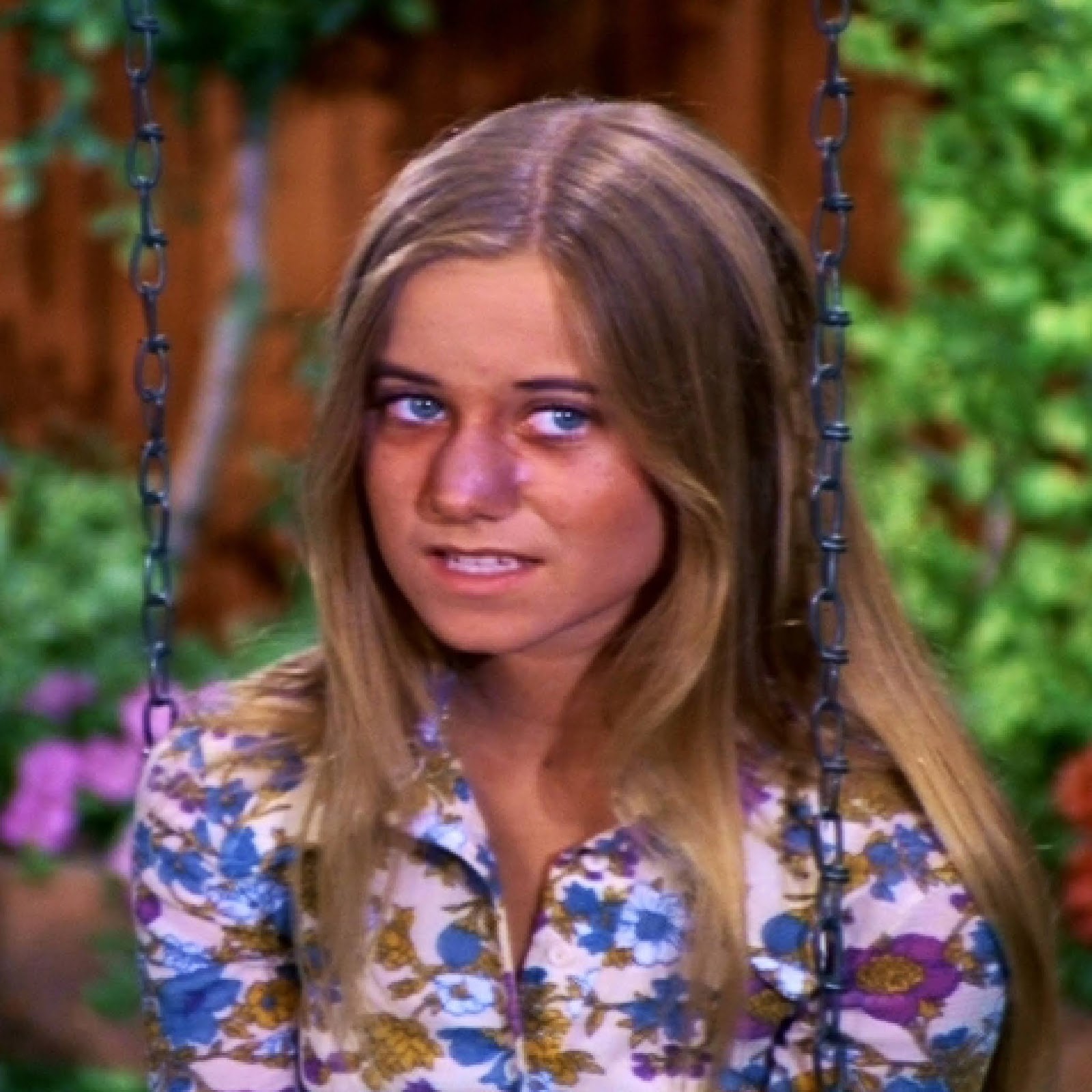 NIGHT DEPOSITS: SMART WOMEN STUPID CHOICES 4