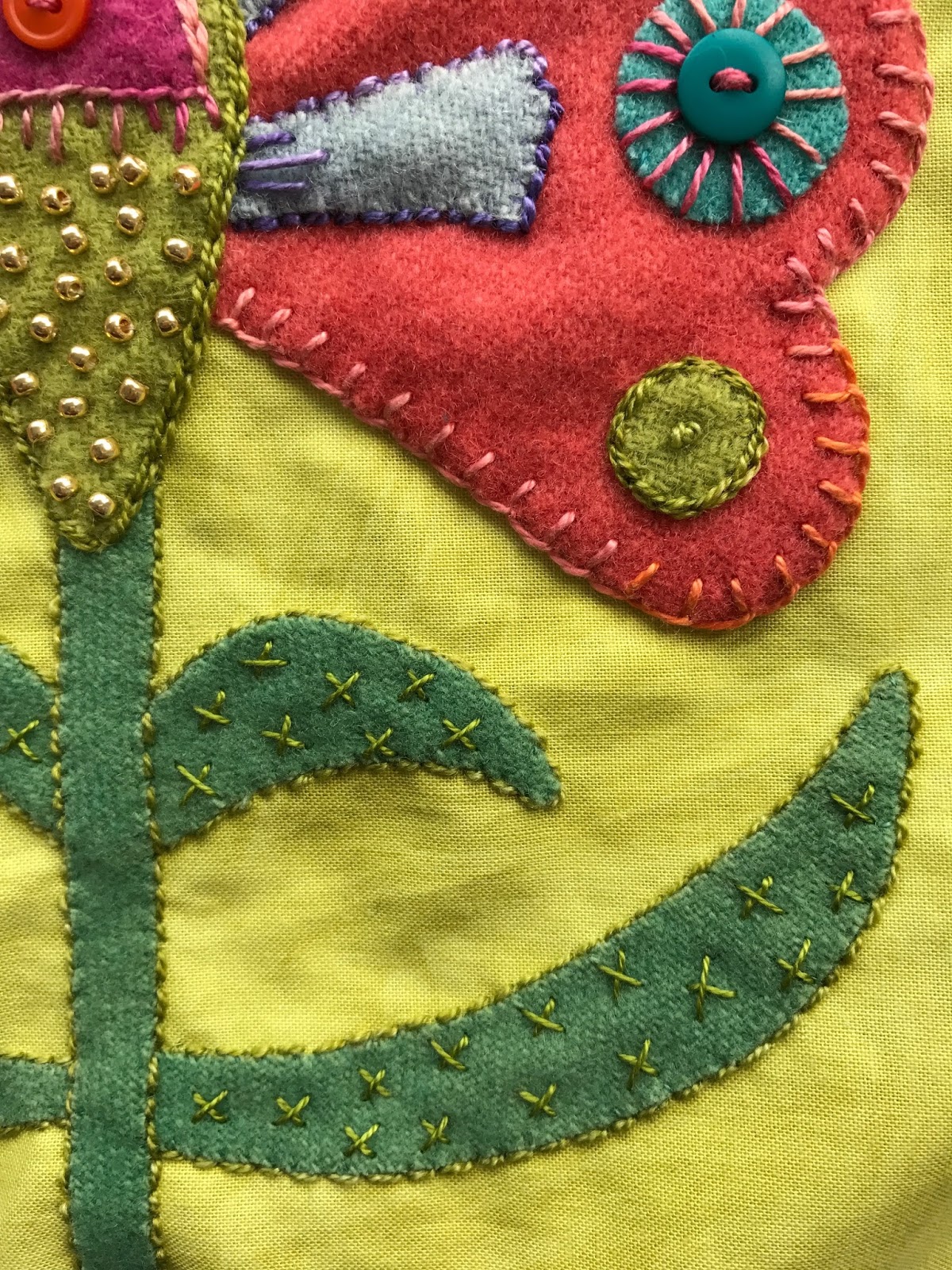 Sherrie loves color!: And more wool embroidery