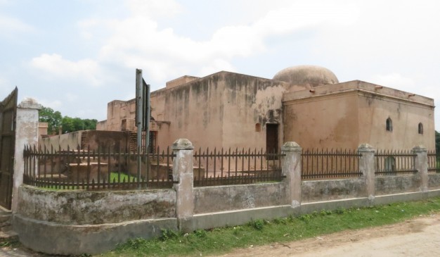 Visit Bangladeh Now: Tahkhana Complex