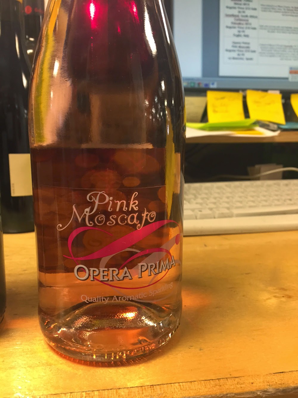 Nora's Wine Blog : Tasting - "Opera Prima Pink Moscato"