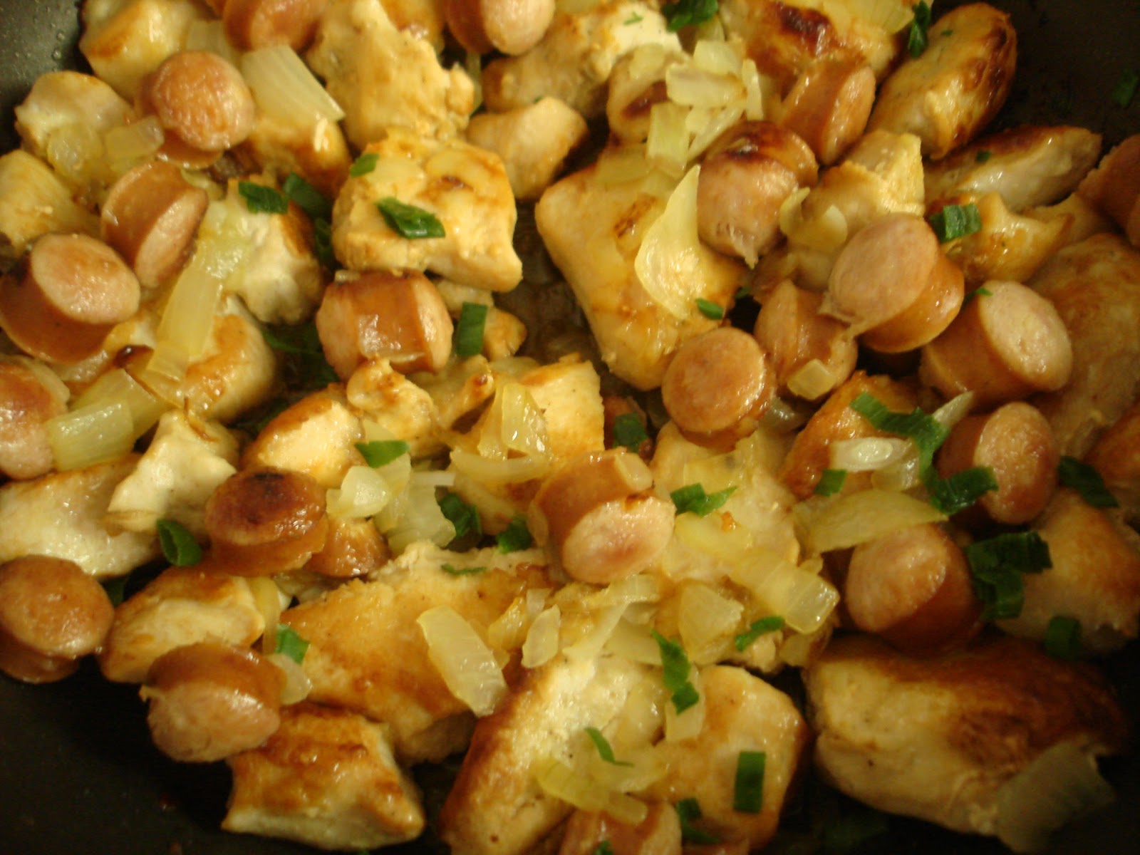 Doce Lar: Cubos de Frango com Linguiça em poucos Minutos!