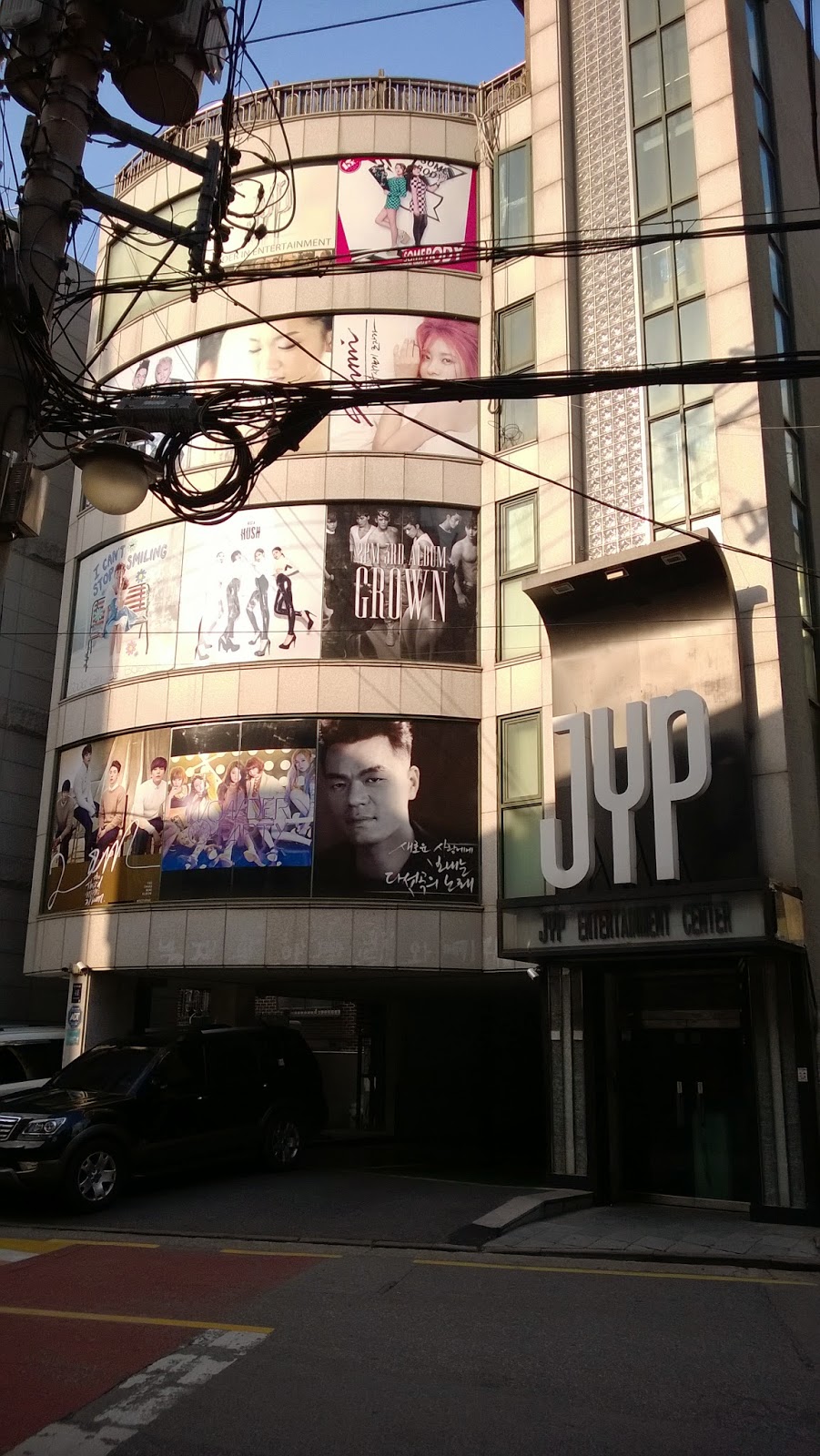 Best of Korea - Apgujeong, SM, JYP and Cube Cafe - Random Ramblings