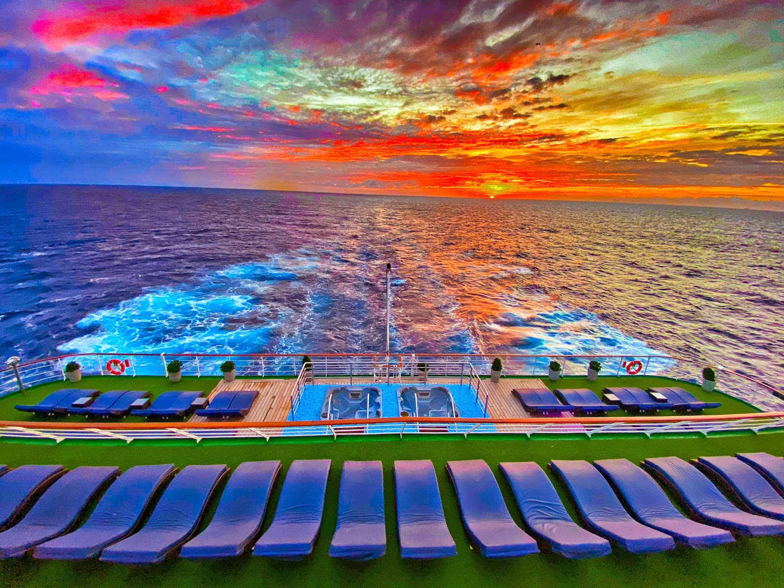 The Owlet: What to Do on a Sea Day