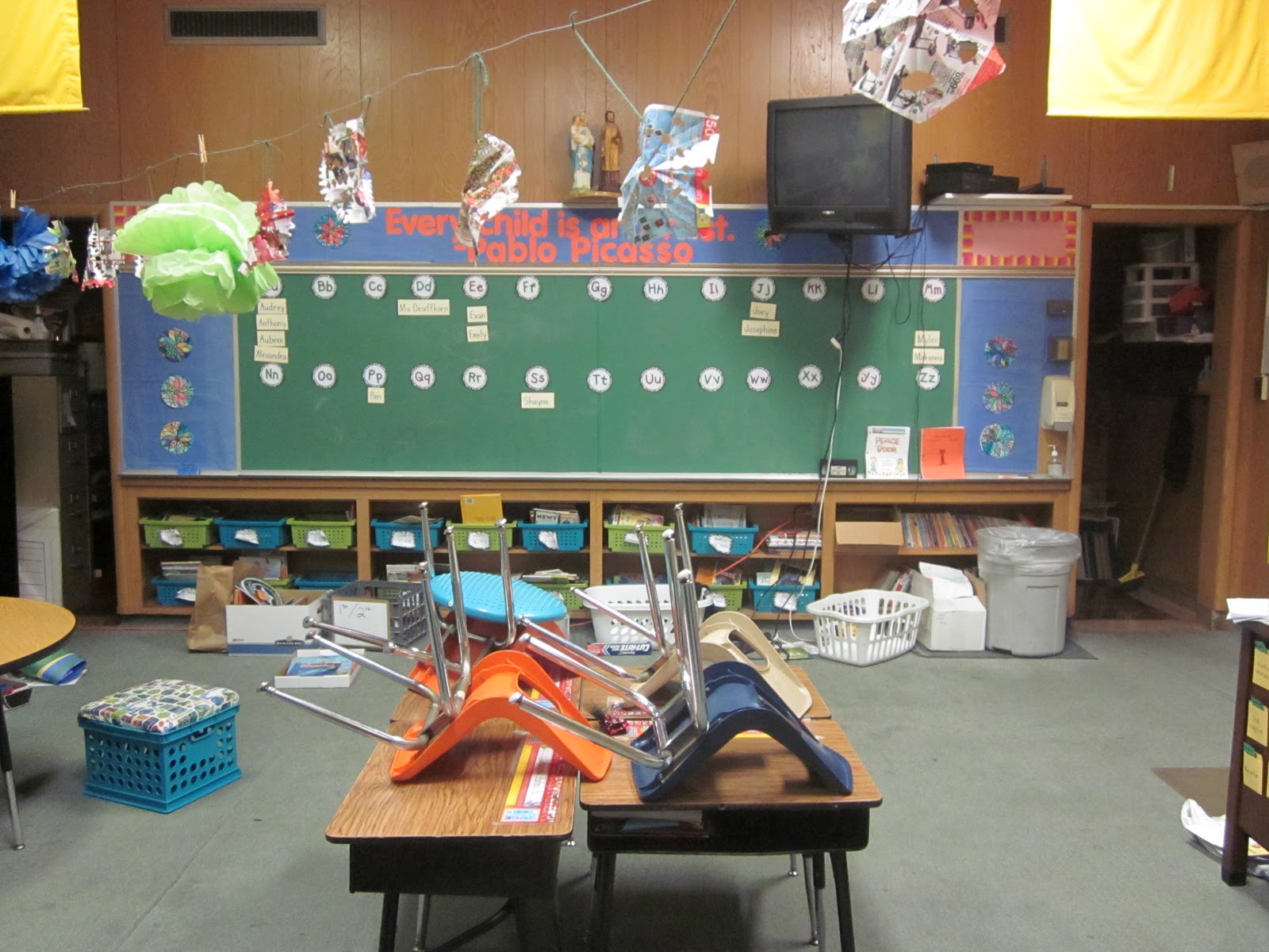 Marvelous Multiagers!: Clutter-Free Classroom Project: Week One!