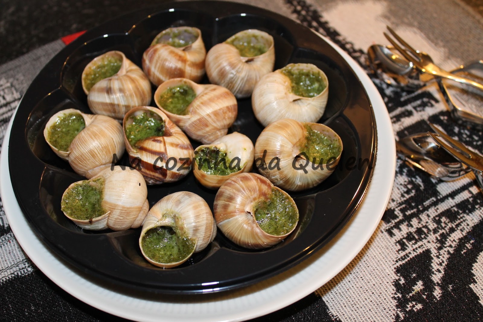 Como comer Escargots