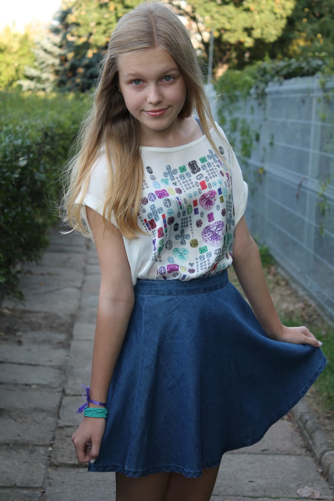 Website.: Back to school - First day ootd