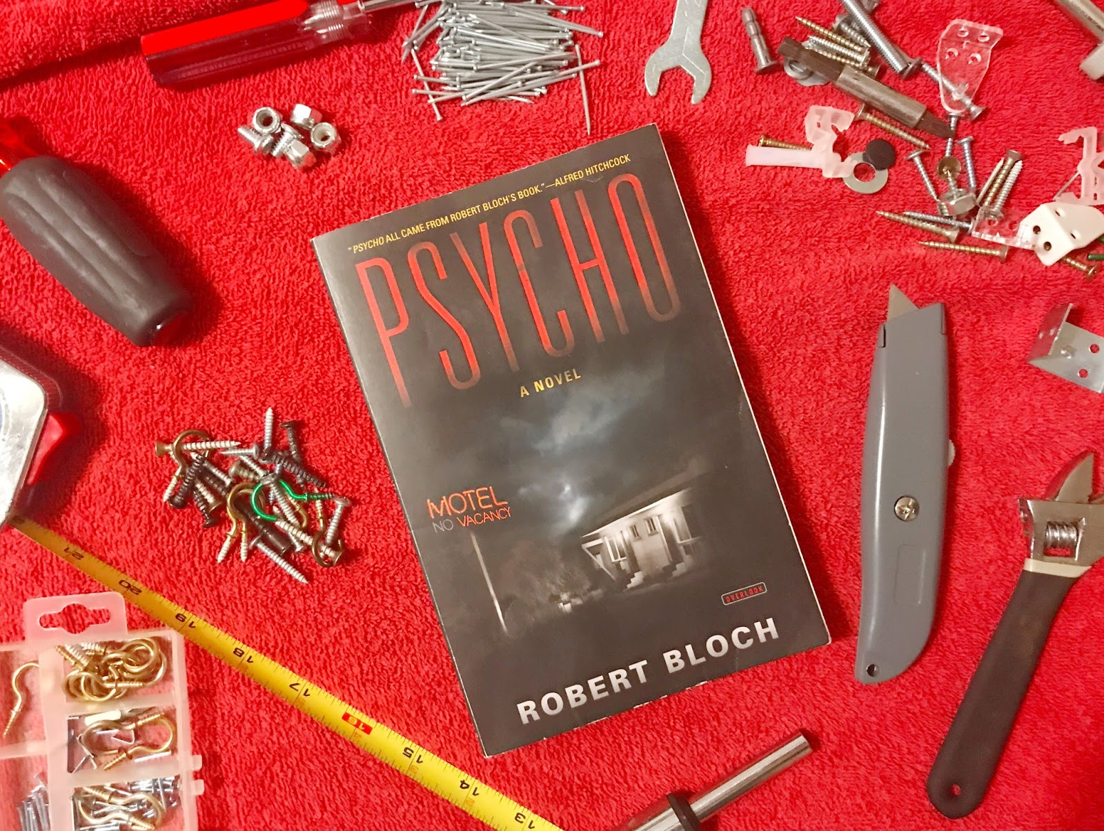 Book Review: Psycho by Robert Bloch - A Paper Arrow