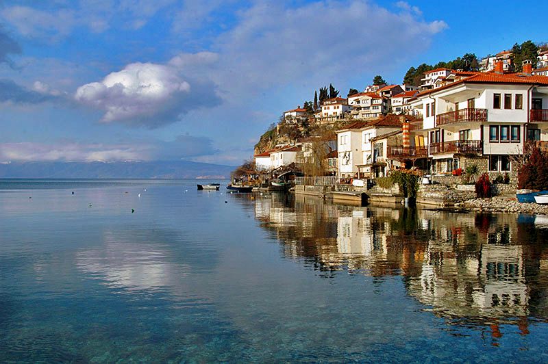 Labels of Love: Off to Ohrid lake