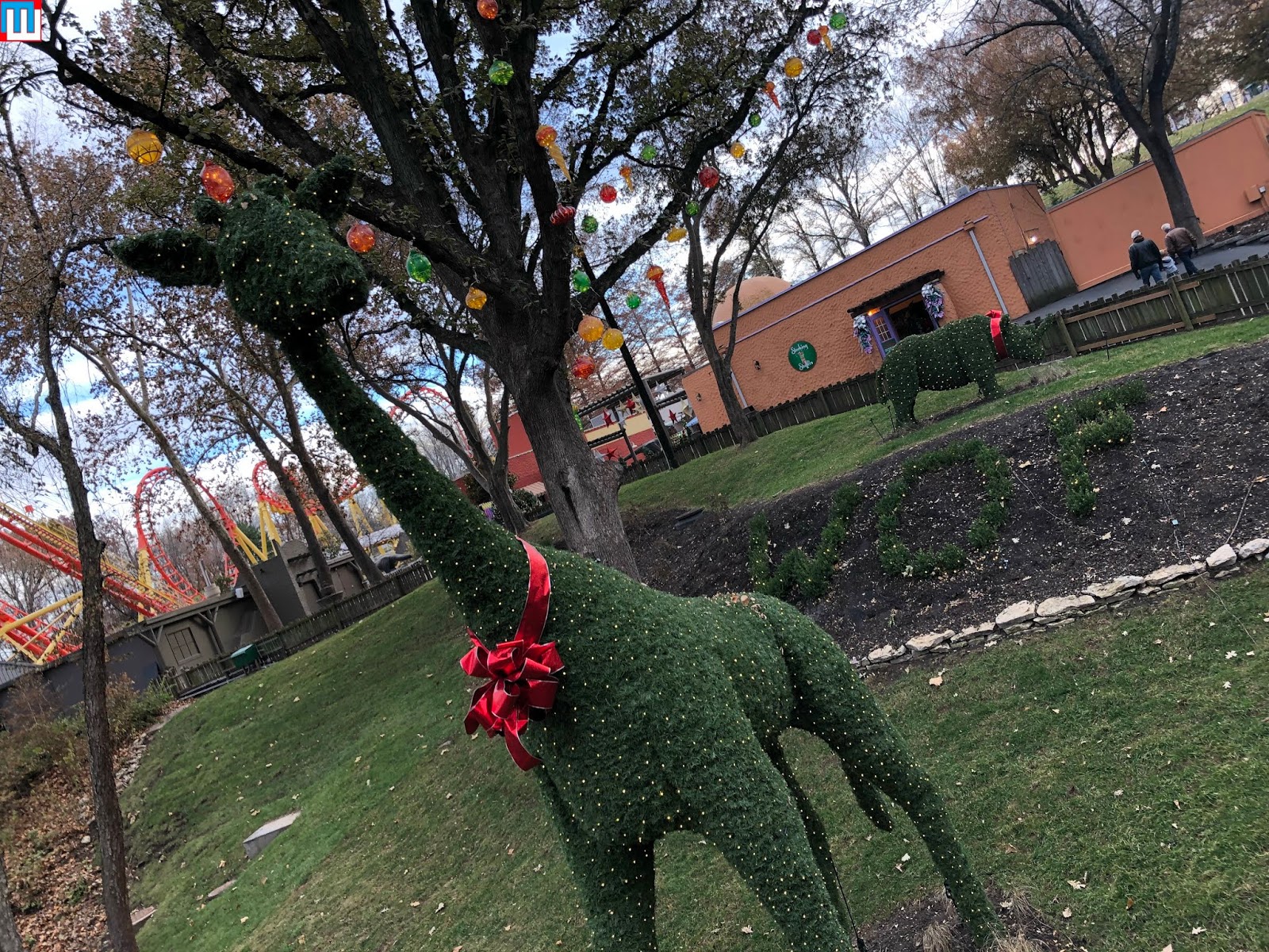 MidwestInfoGuide: Winterfest Decorations (WOF)