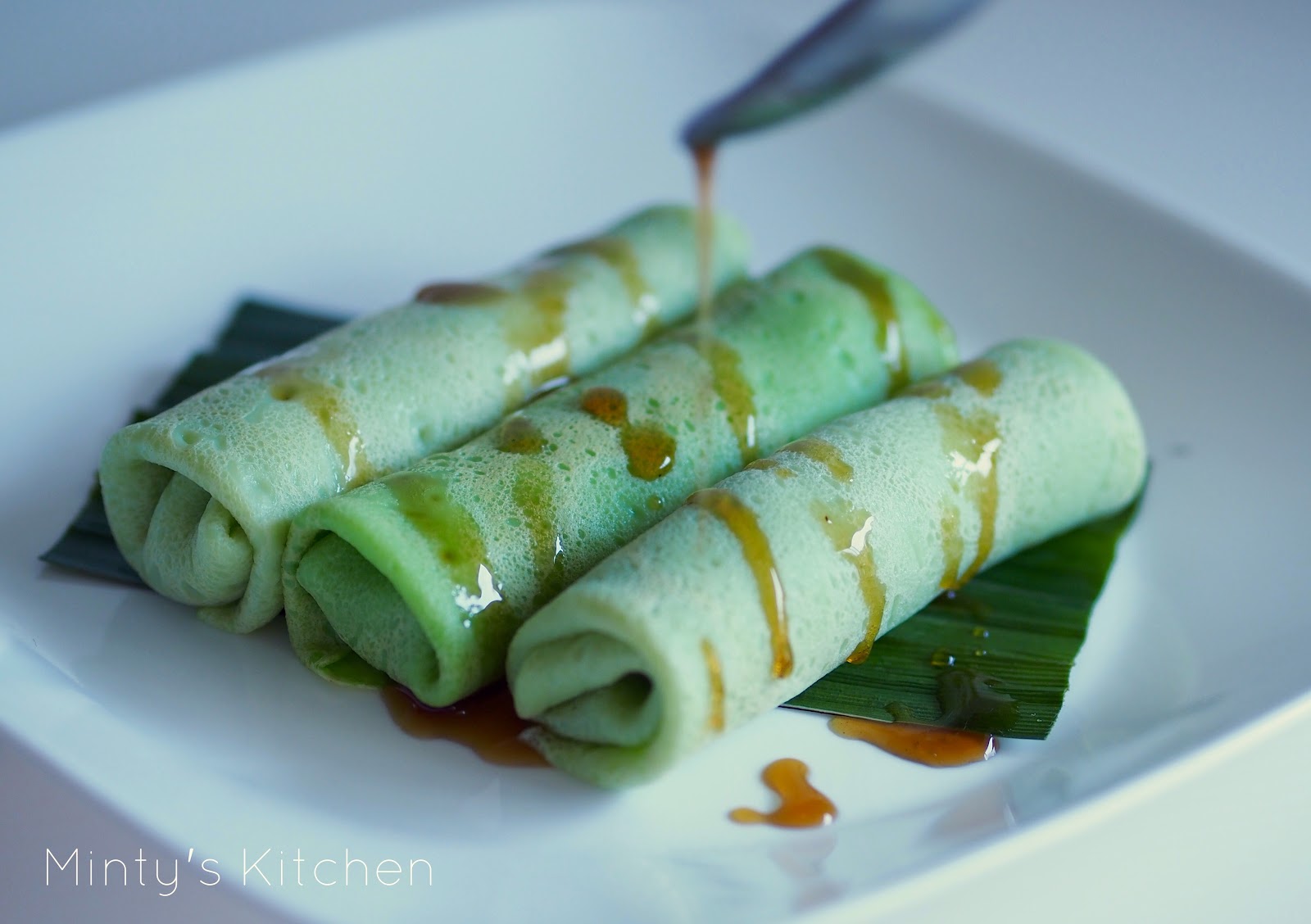 Minty's Kitchen: Kuih Ketayap (Kuih Dadar)