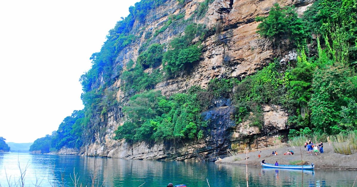 Circadian Bat Flights Over Pinacanauan River | Cagayan - Nomadic ...