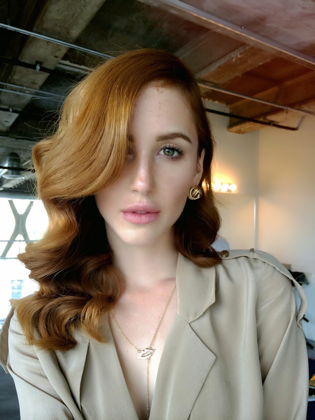 Faith Picozzi: Behinds the Scenes & Selfies :)