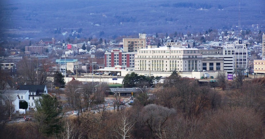 Frank's Place: Scranton Skyline