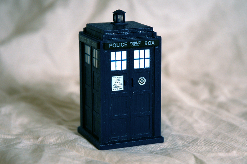 Bob Canada's BlogWorld: I'm A Grown Man And I Bought This: Doctor Who ...