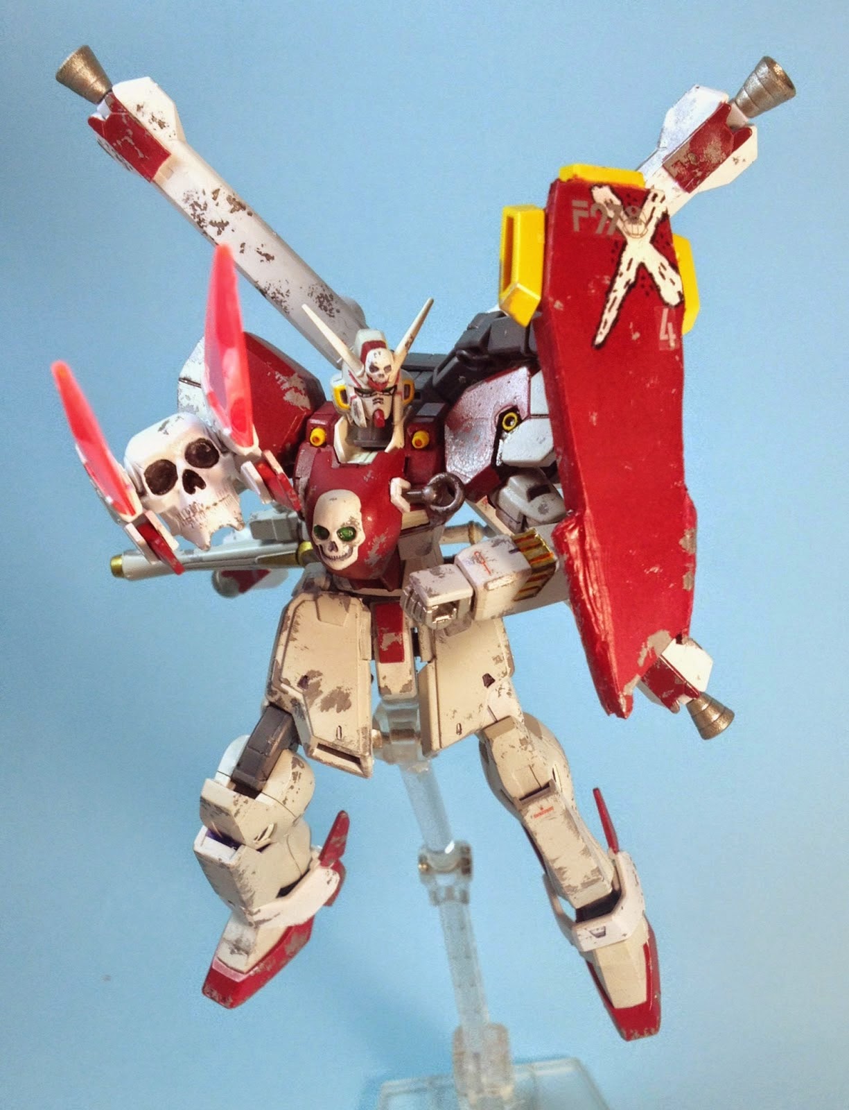 Gundam Family: 1/144 Crossbone Gundam X4 'Grey Skull' Custom Build