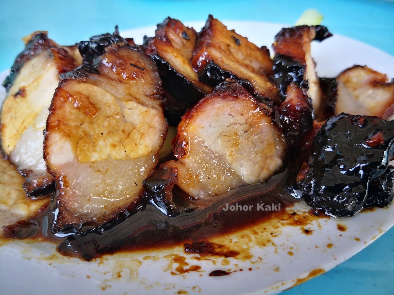 One of the Best JB Char Siew. Meng Kee Hong Kong Roast in Kakilang ...