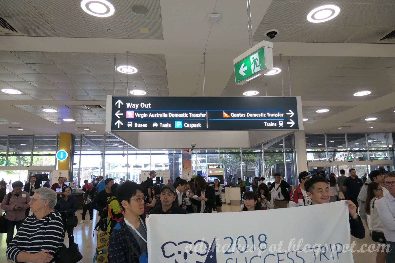 オーストラリアレンタカー旅行記② ～出発！QF34→VA1623を乗り継いでエアーズロックへ～|おでかけスポット情報局