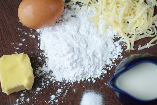 Baked Cuñapé (Bolivian bread) - Chipa by the dozen