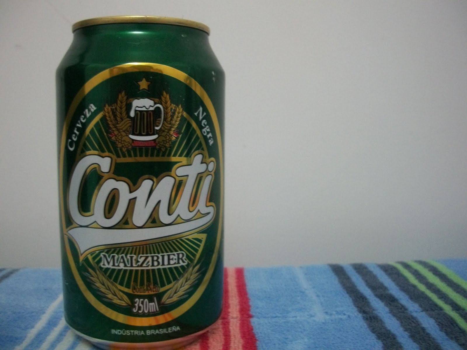 Cerveja? Gosto sim!: Conti Malzbier! Boa Pra quem gosta.
