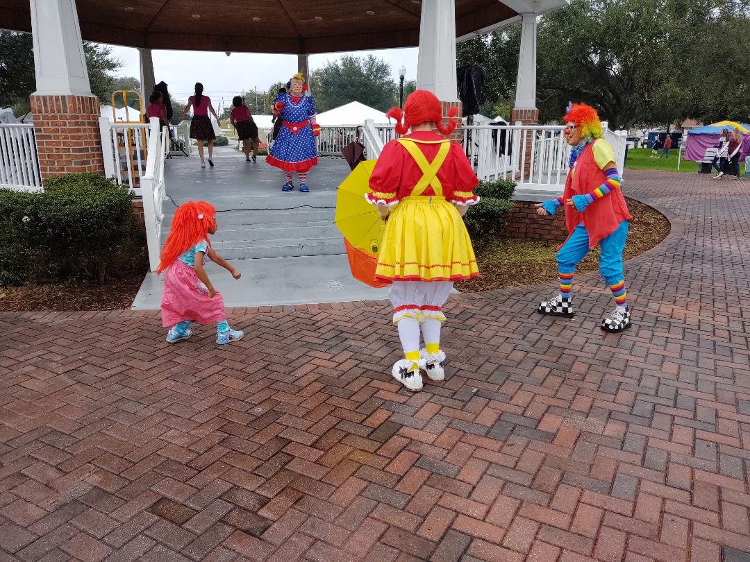 The World of Silly Willy and Fluffy: Toby's Clowns at Country Fair(Lake ...