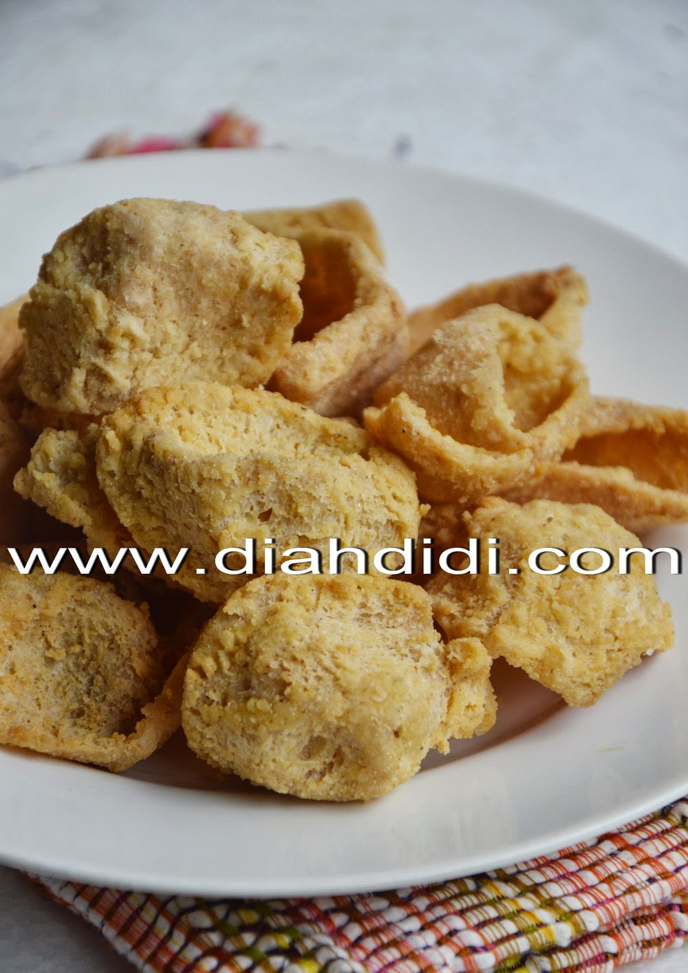 Diah Didi's Kitchen: Keripik Tahu Pong Super Praktis