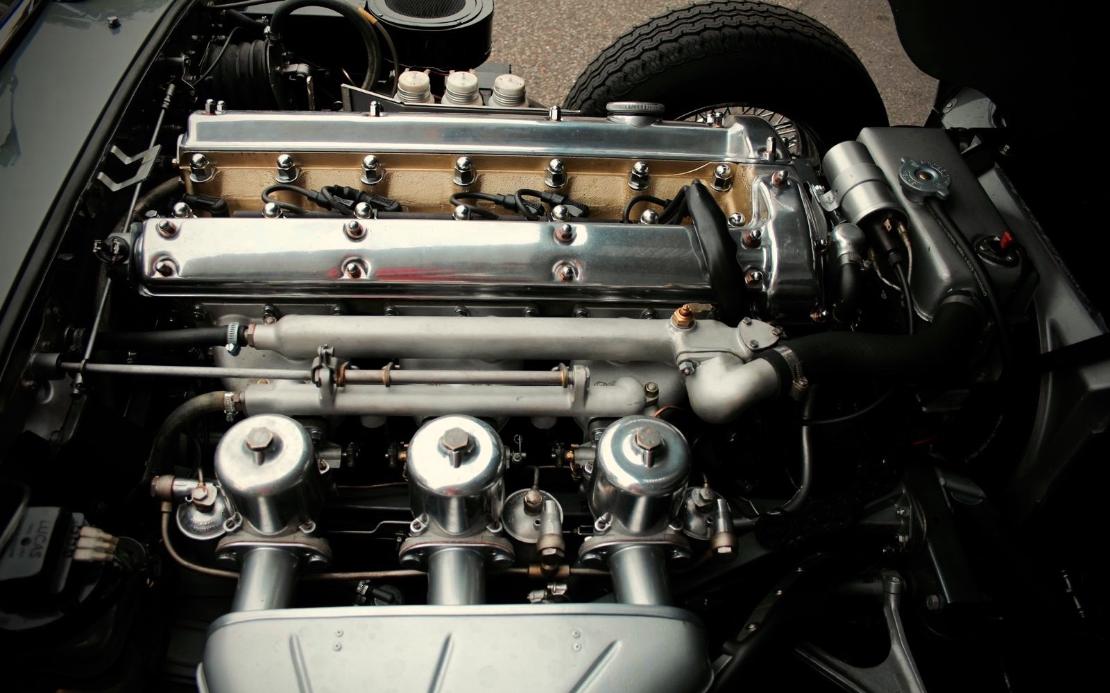 E-Type - Inazuma café racer