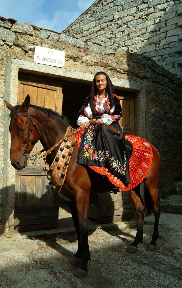 A Progression of Things: Sardinian Traditional Dress