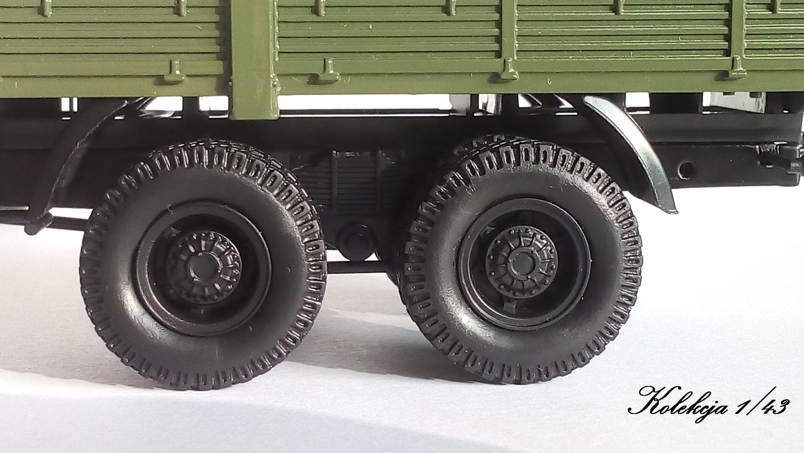 Kolekcja 1:43: MAZ-514 Наш Автопром