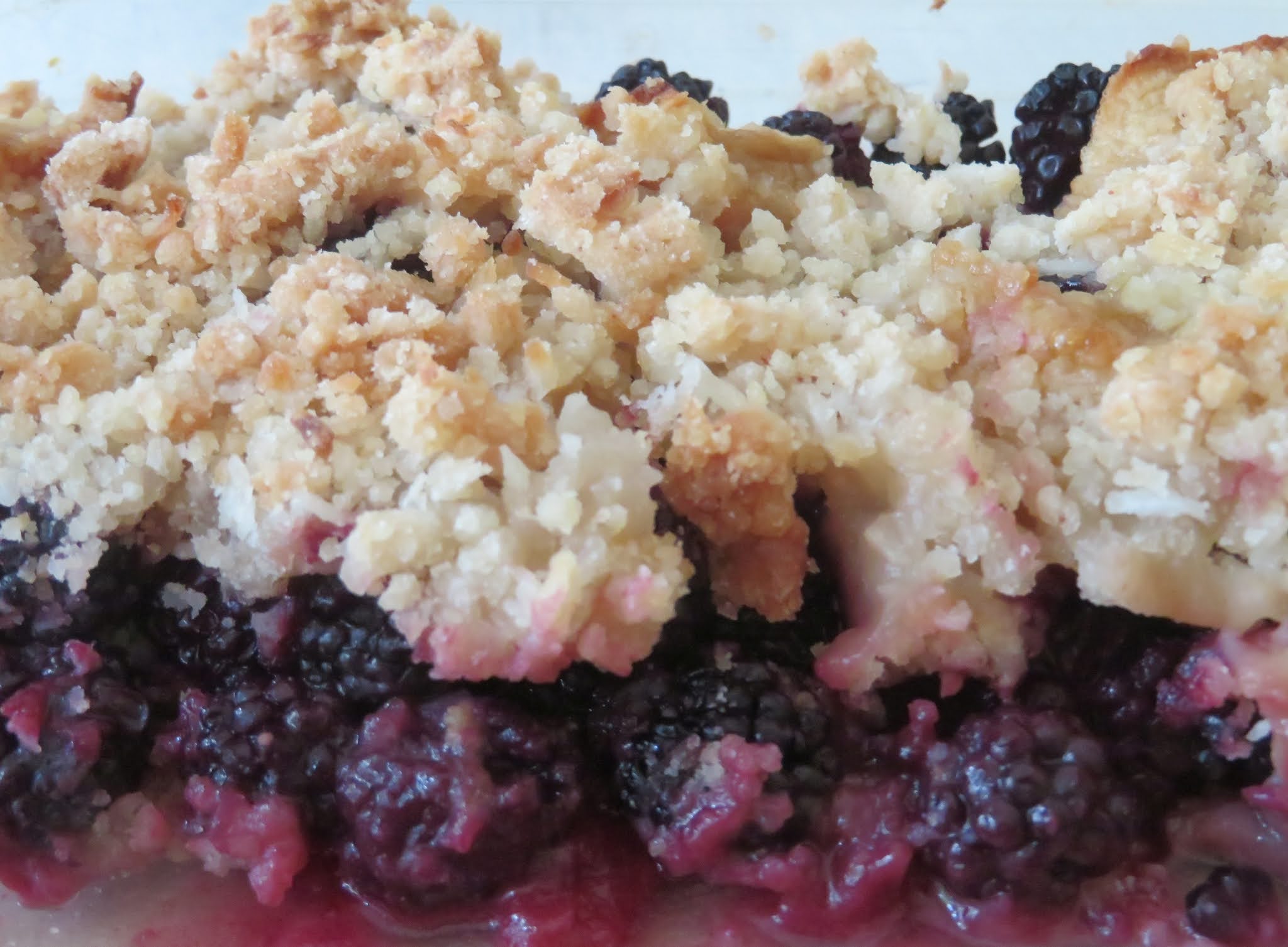 Crumble fruits rouges et pommes - Ma petite cuisine gourmande sans ...