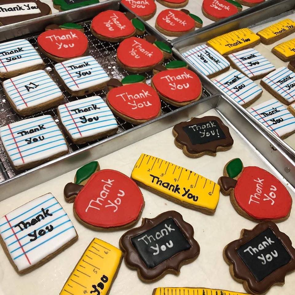 Izah's Kitchen: Teacher's Day decorated cookies 2018, Halal cookies ...