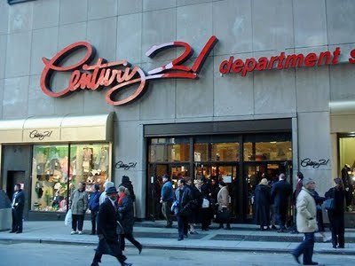 SPONSORED POST: CENTURY21 TURNS 50 AND RELIVES FASHION FROM THE PAST 5 ...