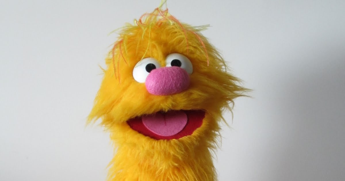 jarrod boutcher puppets: yellow monster