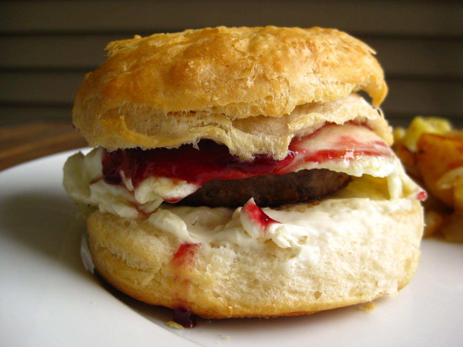 Sausage Biscuit Sandwich Recipe at Candice Cogar blog