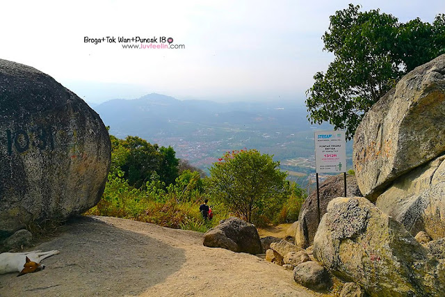 3in1 Day Hike // Bukit Broga + Gunung Tok Wan + Puncak 18 士毛月连攻三峰【茅草山+笃 ...