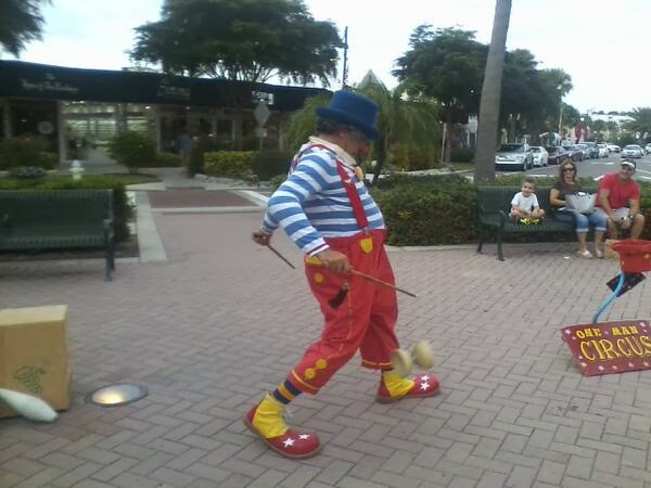 Report from the Florida Zone: Spaghetti the Clown