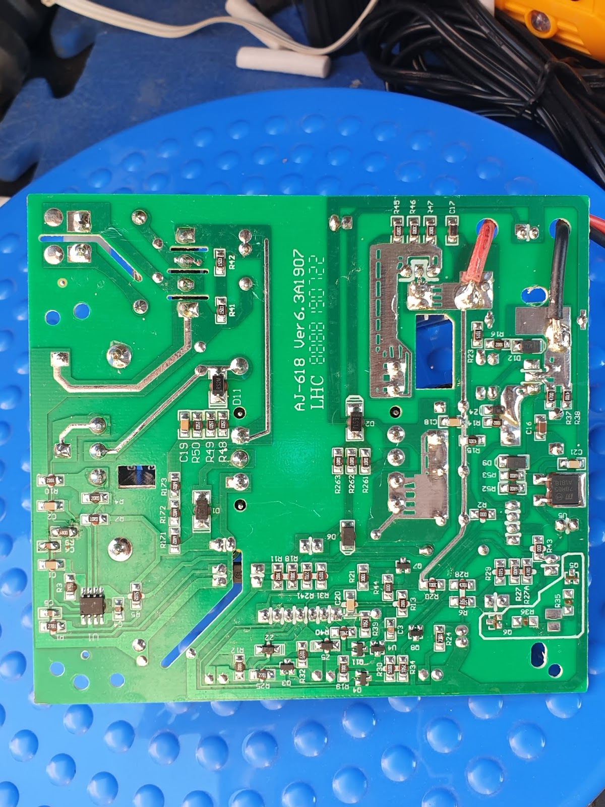 Tech stuff: Automatic Intelligent Smart Charger