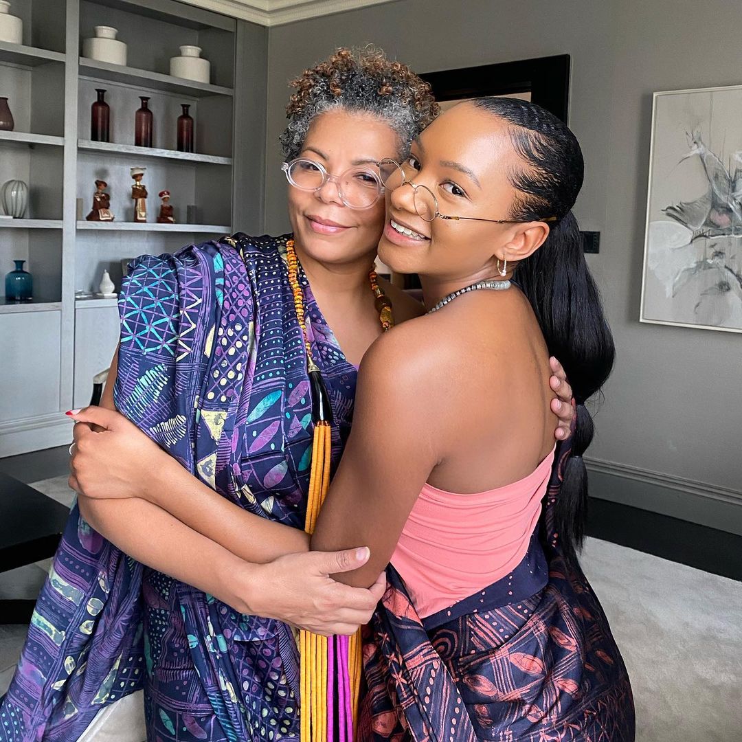 Photo of Fewa Otedola mum and his elder sister, Temi Otedola