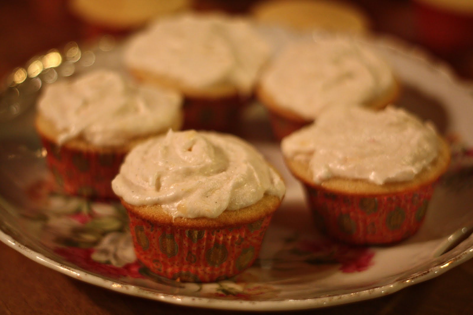 Hopeful: Old Fashioned Cupcakes